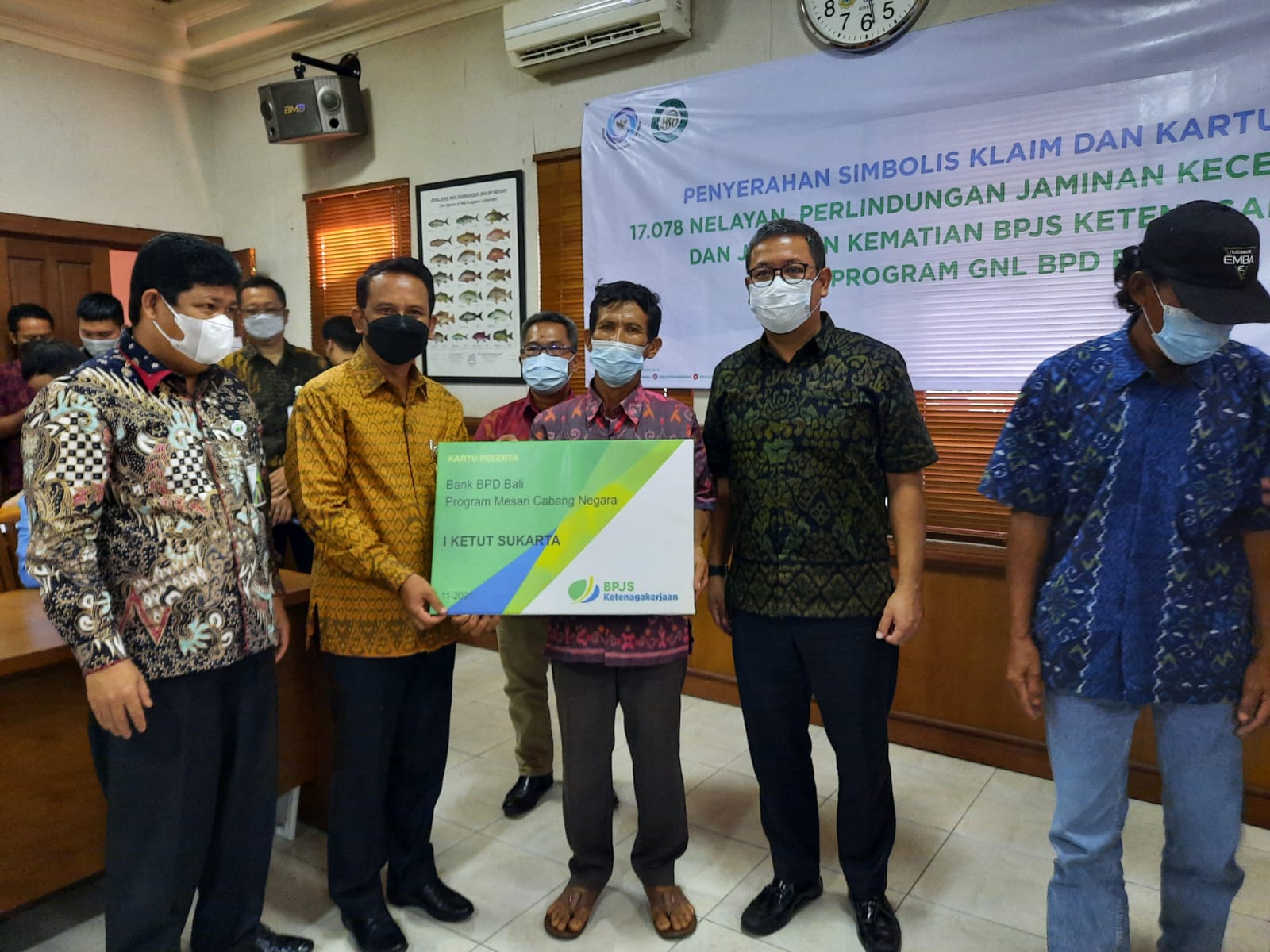 Bank BPD Bali Suntik 17.078 Nelayan Bali - Bali Politika