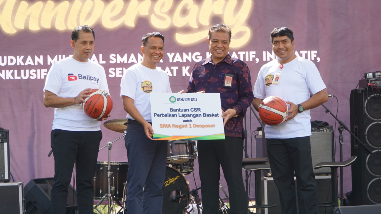 HUT Ke-62, Smansa Denpasar Sumbang 1.500 Aktivasi Balipay - Bali Politika