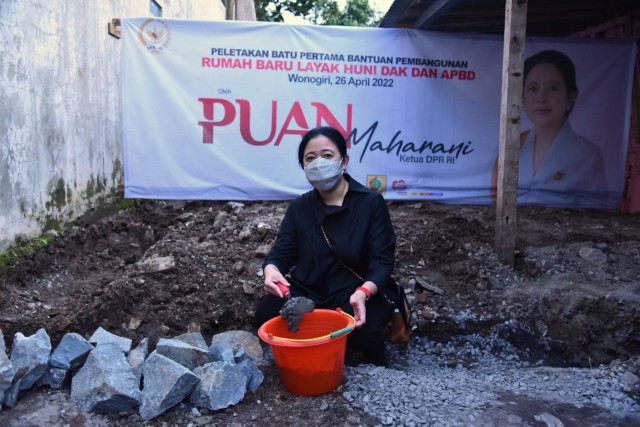 Nyemplung Ke Sawah di Bali, Puan Ngecor di Wonogiri - Bali Politika
