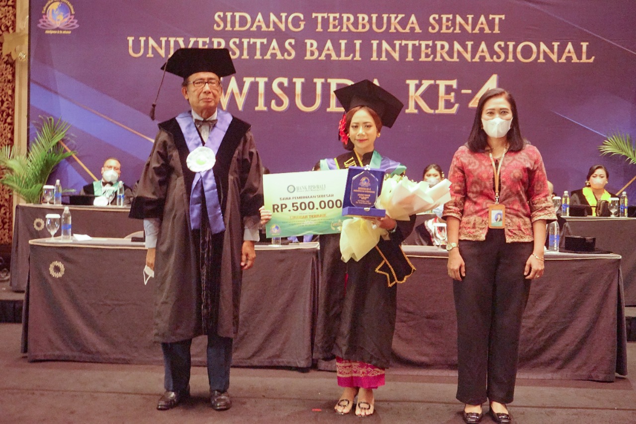 Wisuda IV: Alumni UNBI Terus Belajar, Perluas Kerja Sama Internasional ...